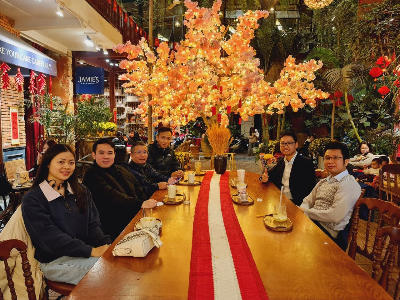 Vnstock - API, Công cụ & Khoá học Phân tích Chứng khoán bằng Python